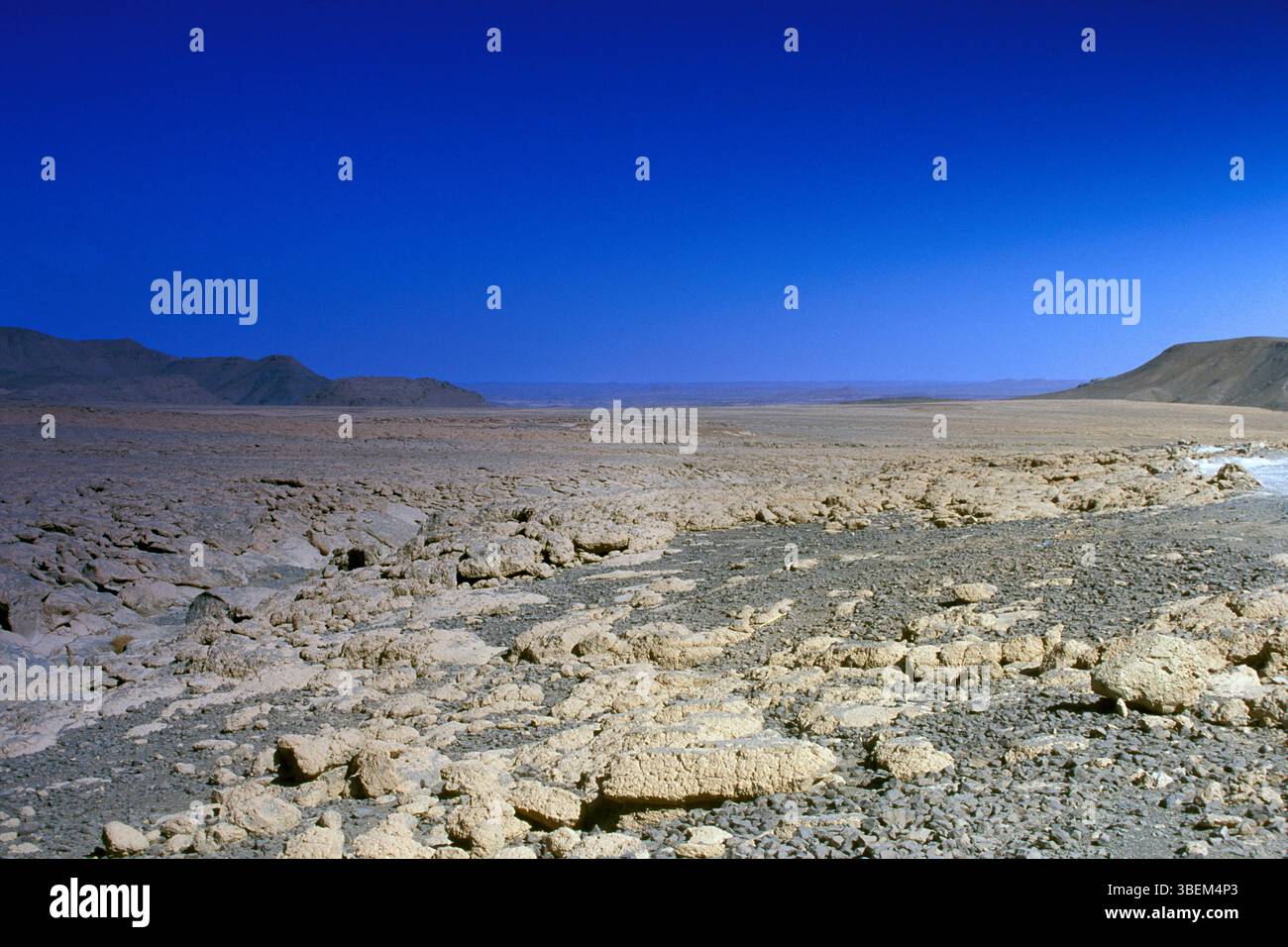 Chad sahara hi-res stock photography and images - Alamy