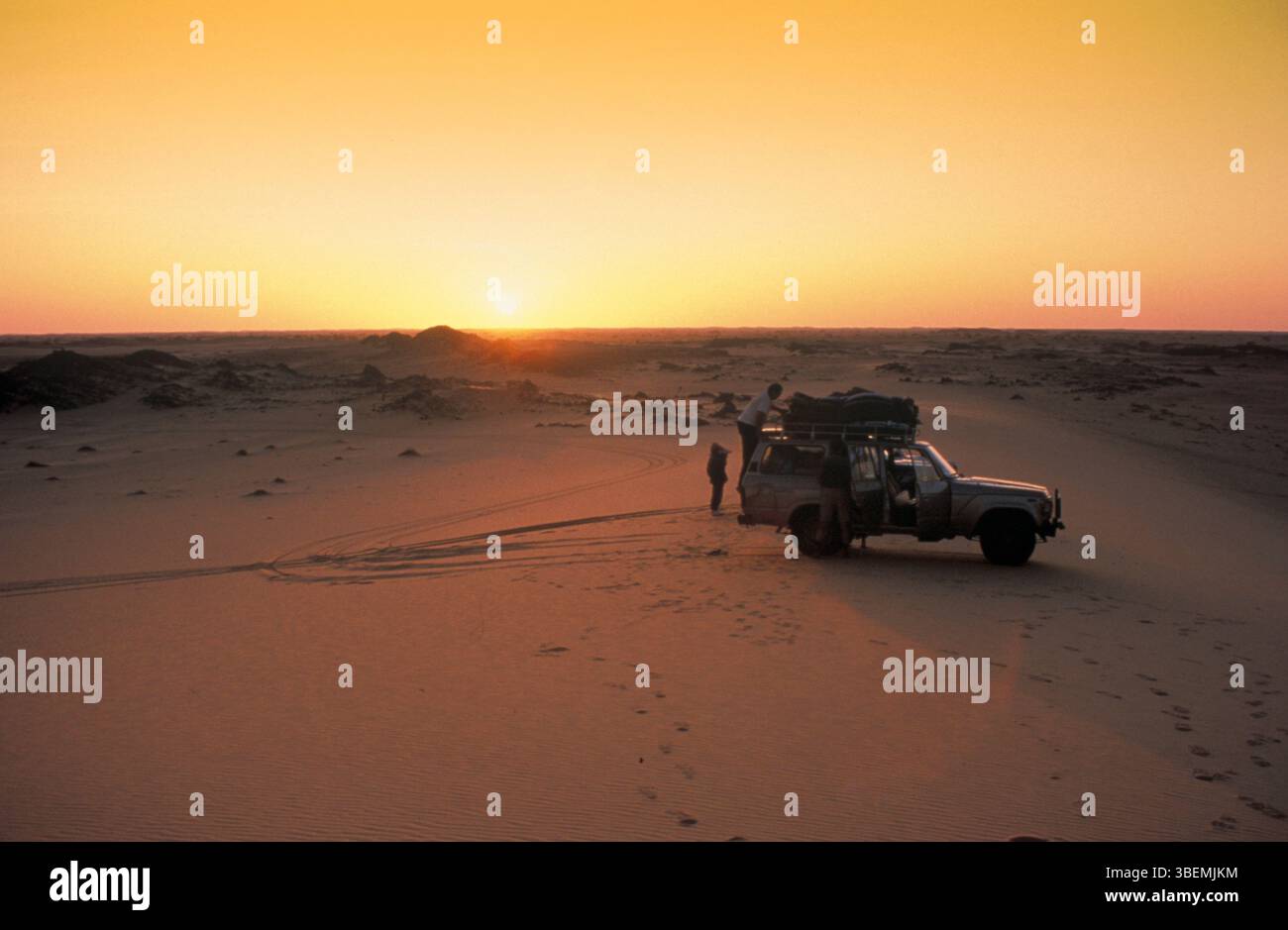 Chad. Sahara Desert. Sunset Stock Photo - Alamy