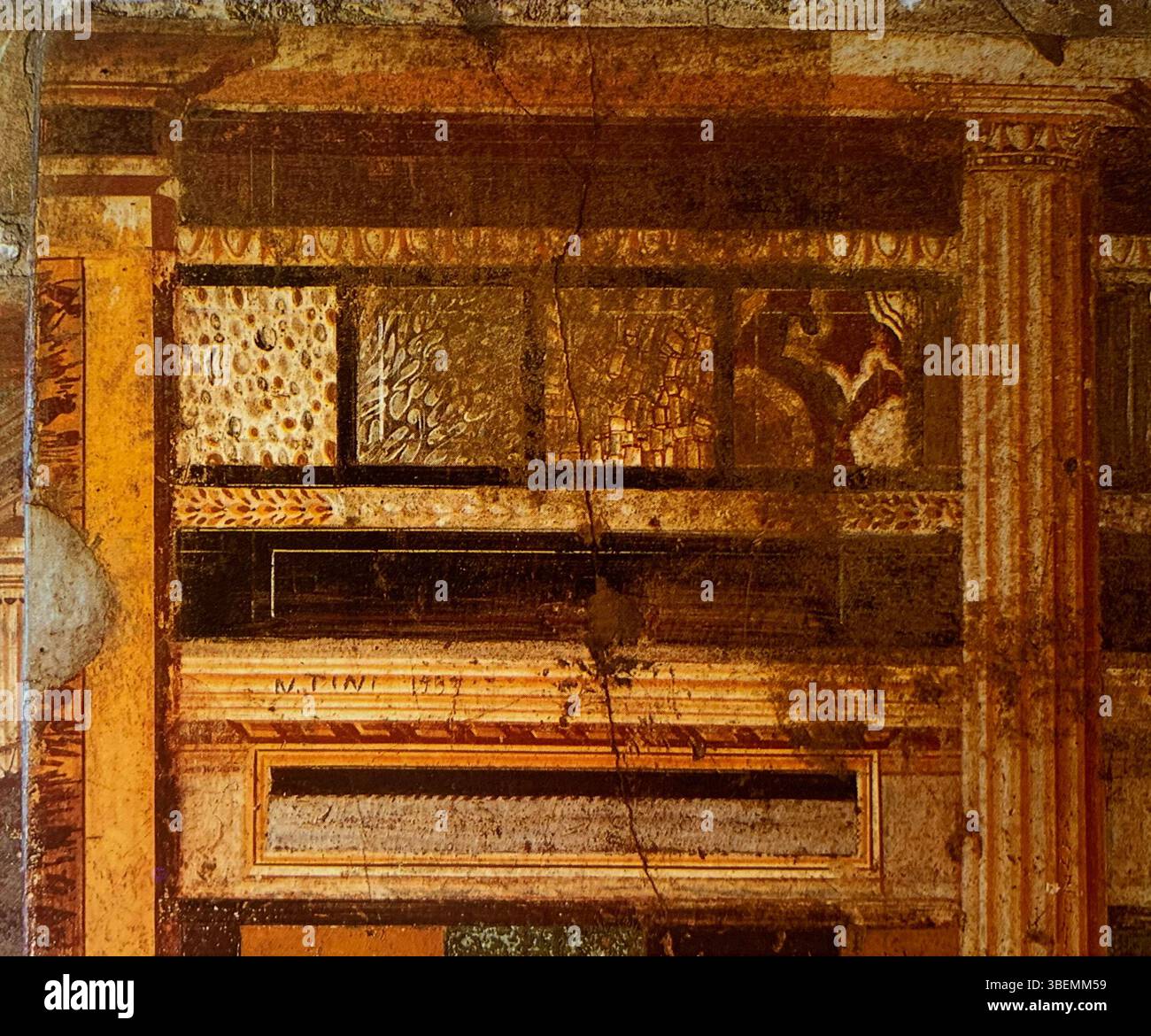 The west wall alcove of Cubiculum 46 in the House of the Labyrinth ...