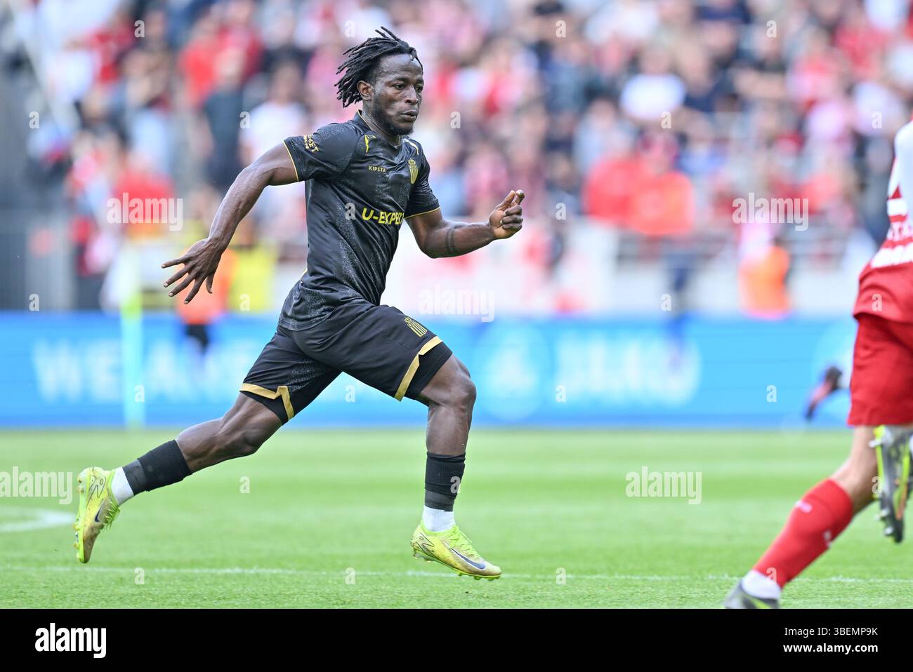Parfait Guiagon (10) of Charleroi pictured during the Jupiler Pro ...