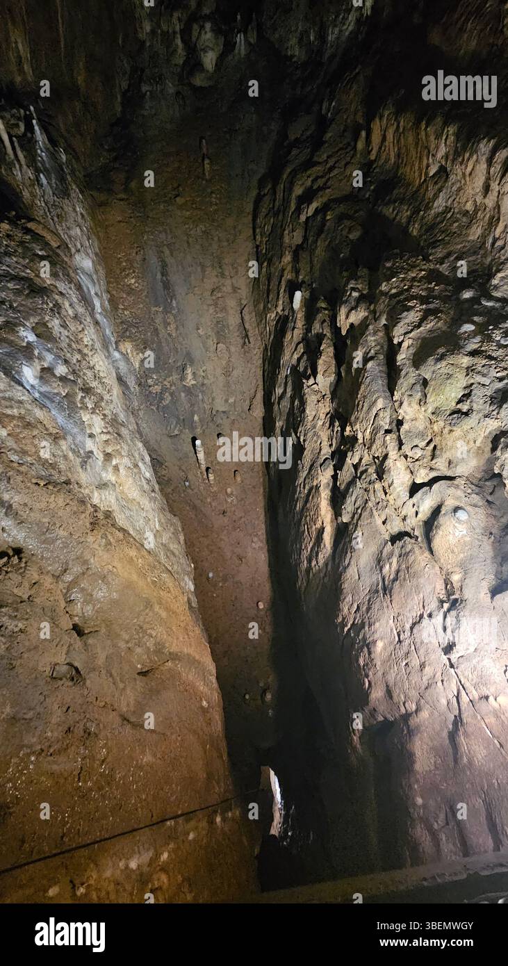 Exploring a Magnificent Underground Cavern with Unique Rock Formations ...