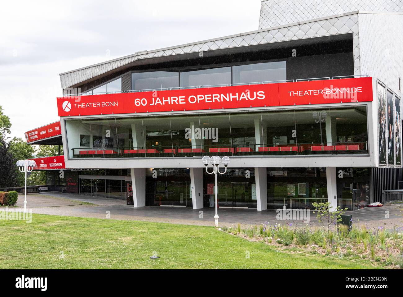 Opernhaus Bonn, Nordrhein-Westfalen, Deutschland *** Bonn Opera House ...