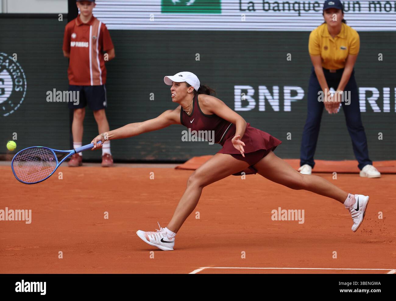Paris, France. 29th May, 2025. Madison Keys of the US plays against British .Katie Boulter ...