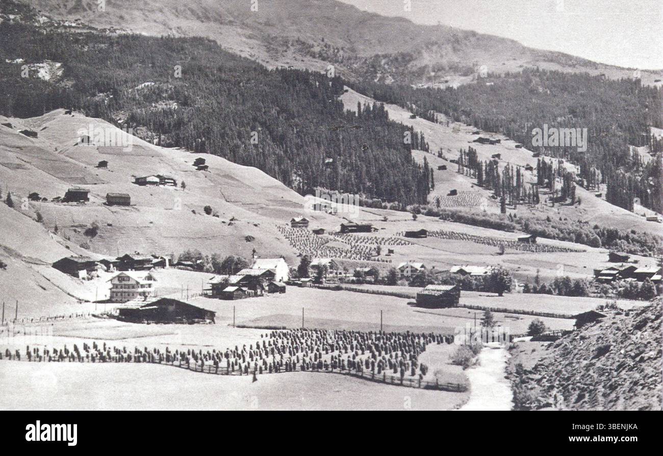 This 1930 photograph shows the village of Vorderlanersbach in Tyrol ...
