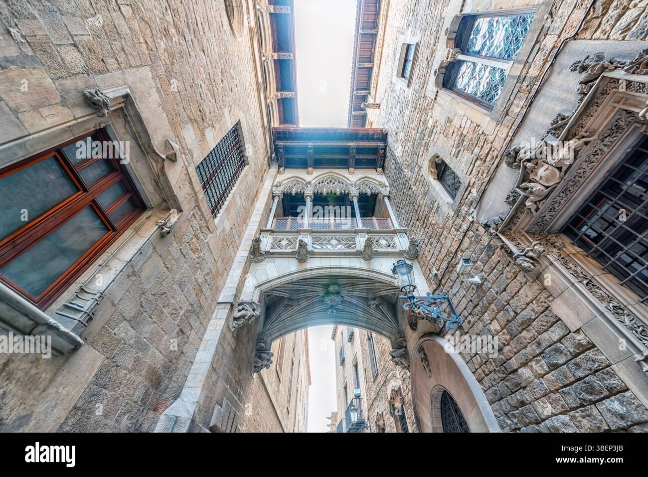 Bishops bridge gothic quarter hi-res stock photography and images - Alamy