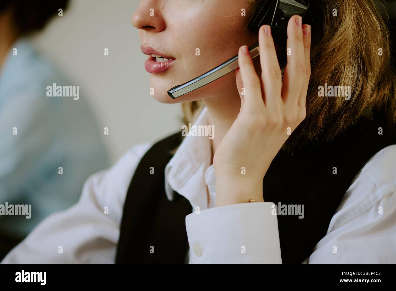 Woman dressed in formal attire hi-res stock photography and images - Alamy