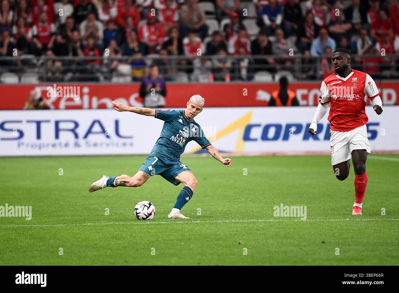 07 Gauthier HEIN (fcm) - 21 Cedric KIPRE (sdr) during the playoffs ...
