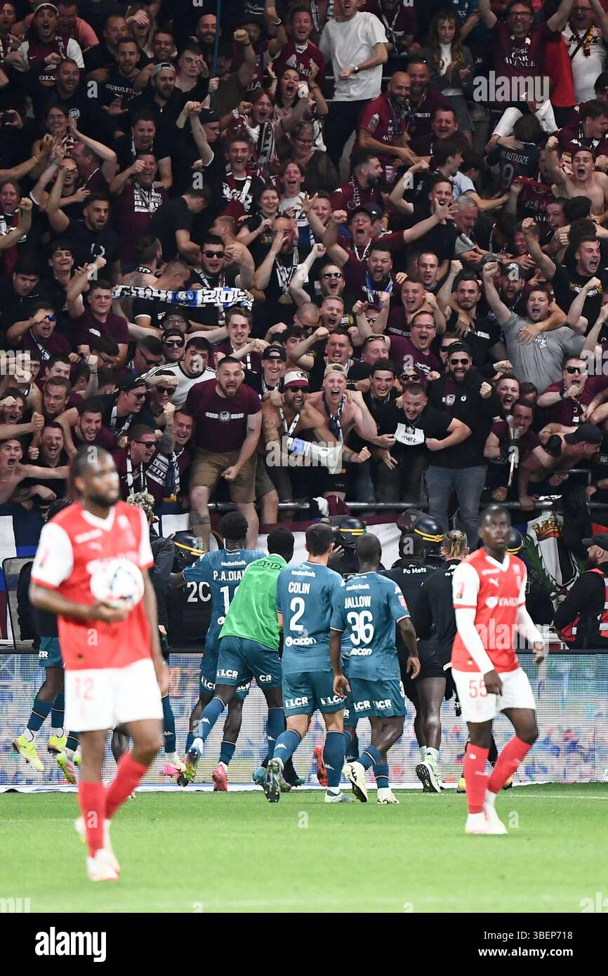 Equipe de football de Metz FCM during the playoffs match between Reims ...