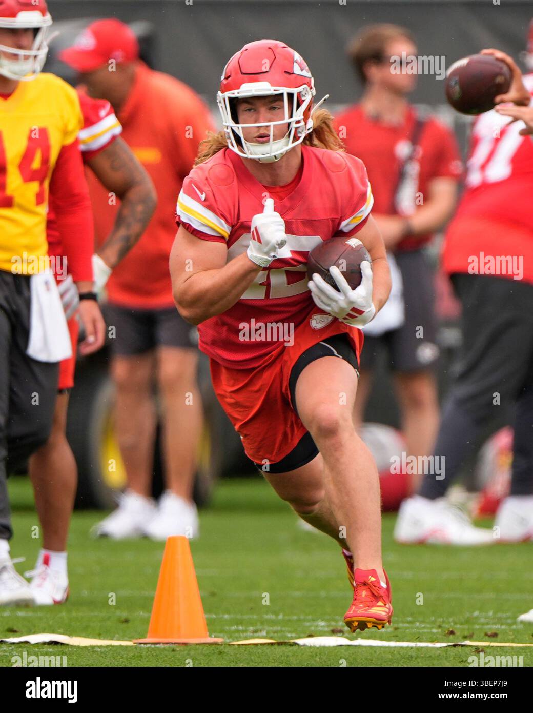 Kansas City Chiefs running back Carson Steele runs the ball during the ...