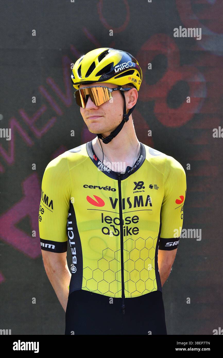 Morbegno, Italy. 29th May, 2025. Wilco Kelderman (TEAM VISMA LEASE A BIKE) during Stage 18 ...