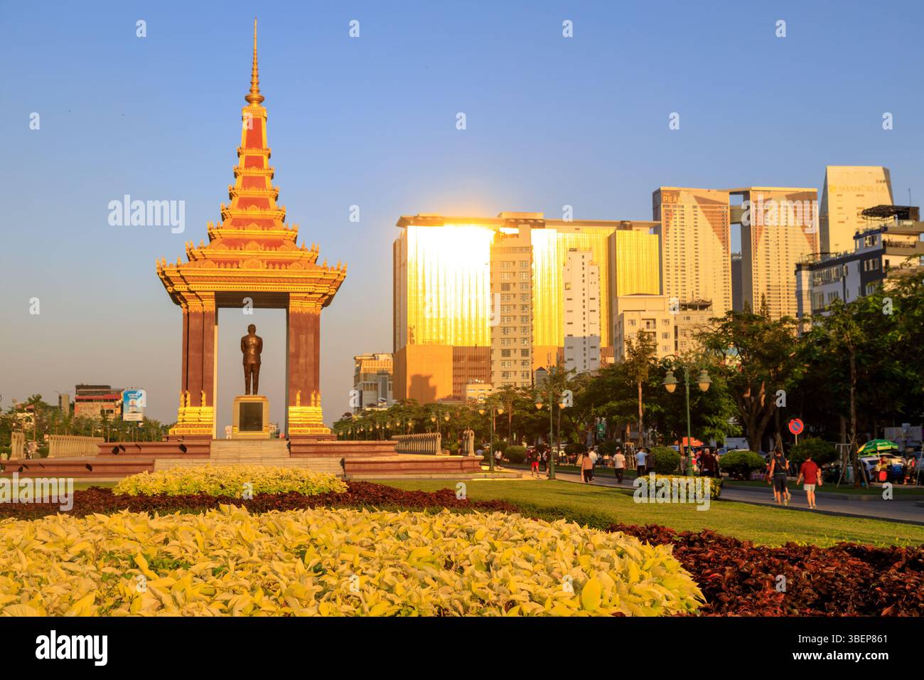 Phnom Penh, Cambodia - February 26, 2025: The Norodom Sihanouk Memorial ...