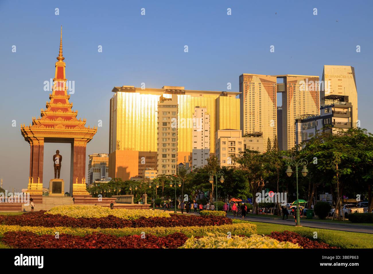 Phnom Penh, Cambodia - February 26, 2025: The Norodom Sihanouk Memorial ...