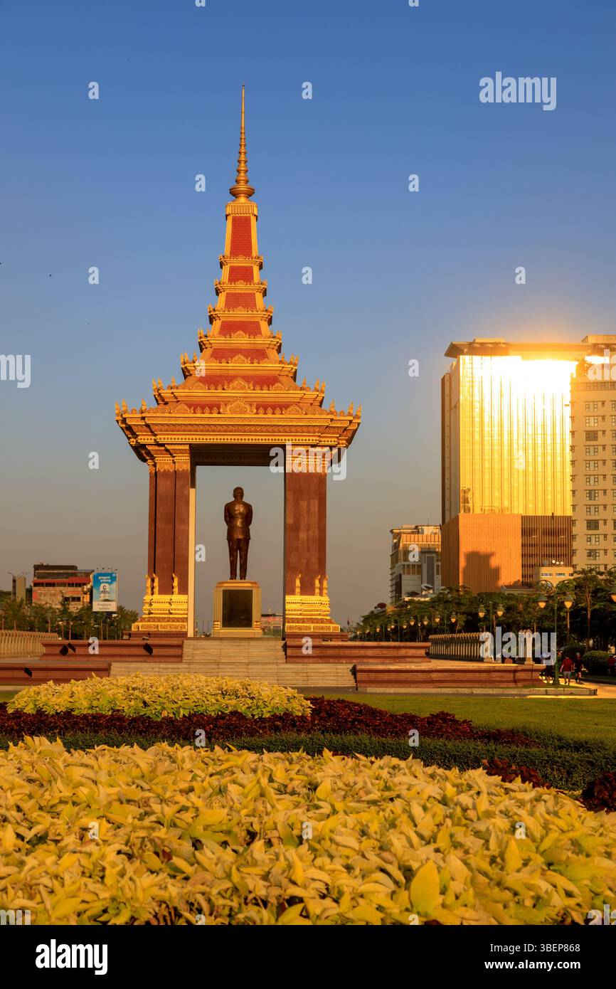 Phnom Penh, Cambodia - February 26, 2025: The Norodom Sihanouk Memorial ...