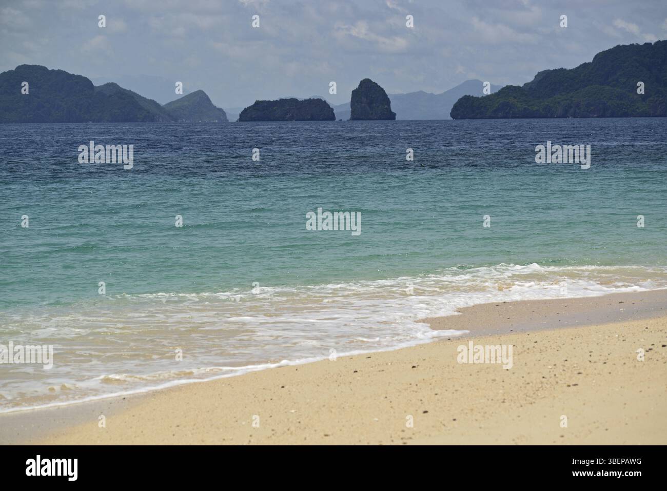 Entalula beach beach hi-res stock photography and images - Alamy
