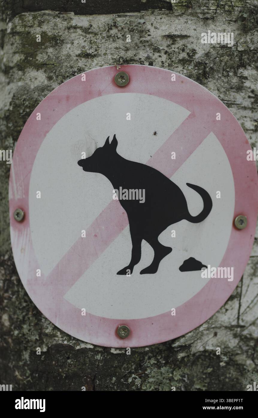 Dog poo not welcome Stock Photo - Alamy