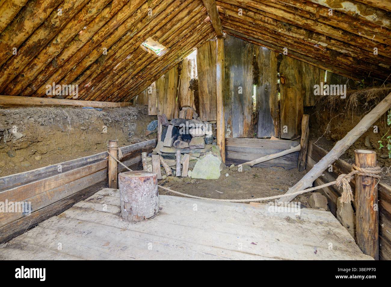 Pit house canada hi-res stock photography and images - Alamy