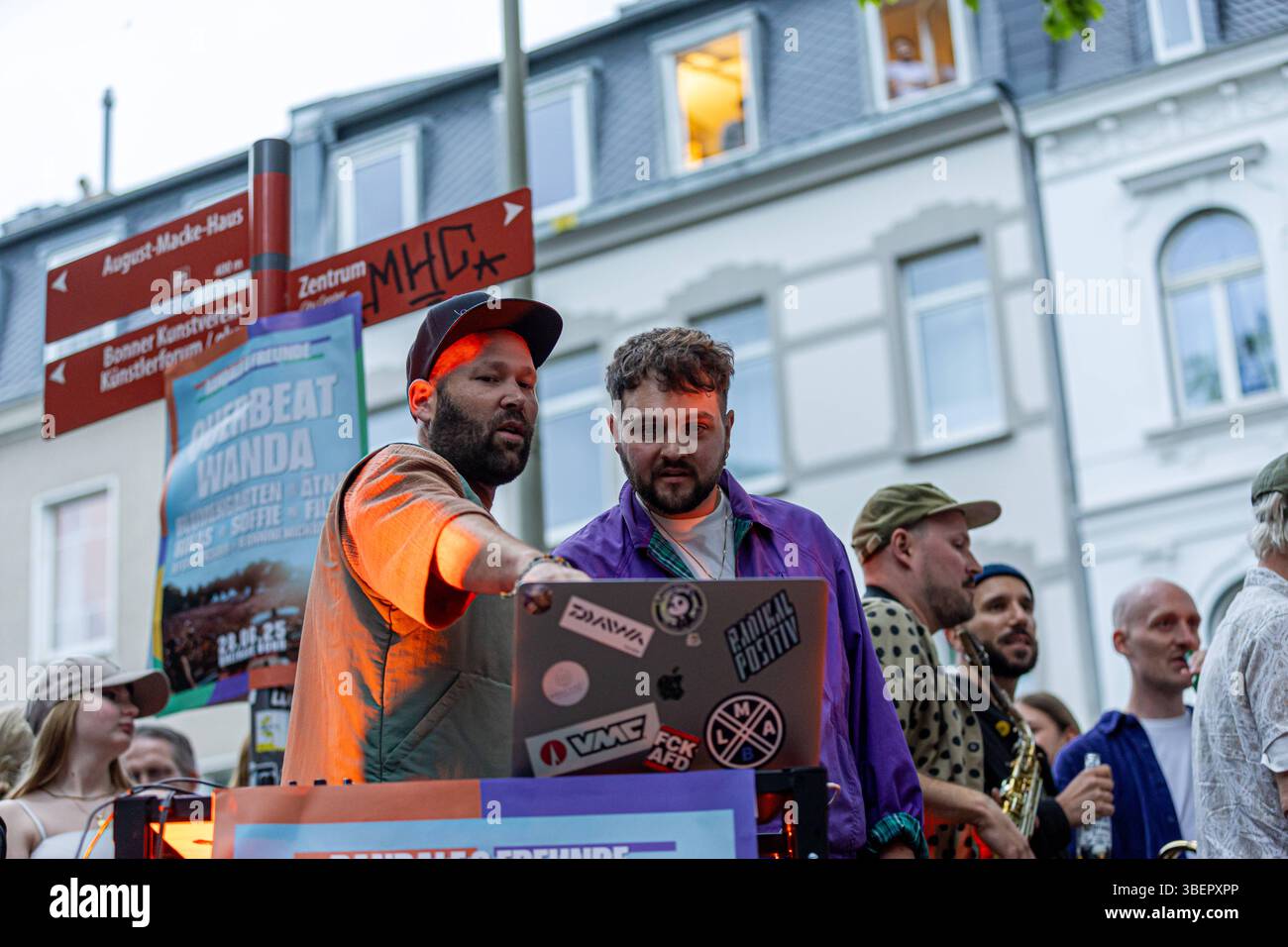 Randälchen mit Querbeat in Bonn 29.05.2025 Geheime Location 4 - Platz am Frankenbad in der ...