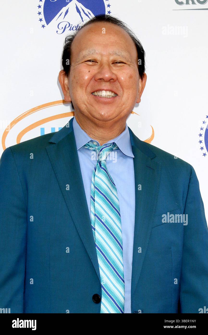 Lupus LA For a Cause at Vibiana on April 27, 2025 in Los Angeles, CA ...