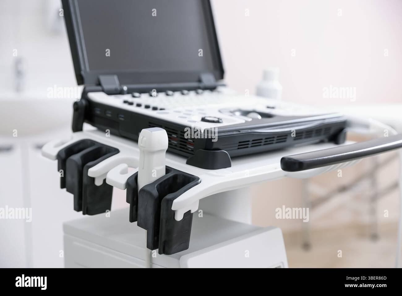 Modern ultrasound machine in clinic. Medical equipment Stock Photo - Alamy