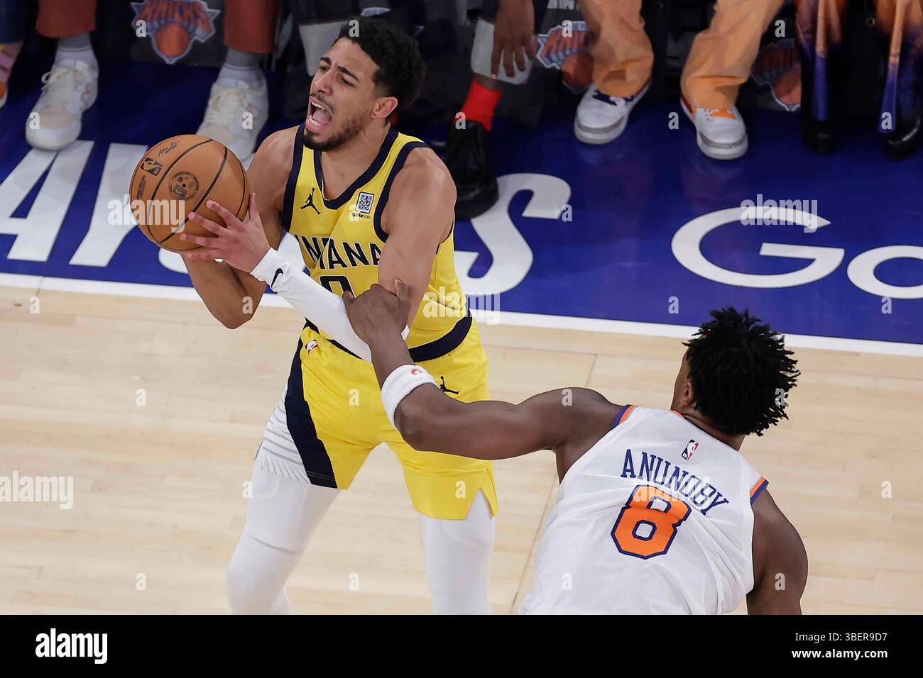 Indiana Pacers guard Tyrese Haliburton (0) is fouled by New York Knicks ...