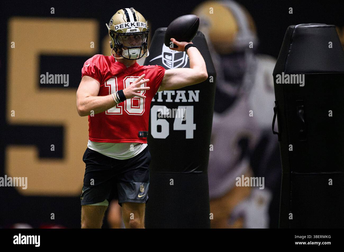 New Orleans Saints quarterback Hunter Dekkers (18) during an NFL OTA ...