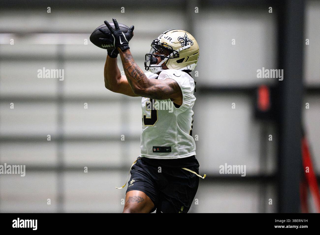 New Orleans Saints running back Velus Jones Jr. (13) during an NFL OTA ...