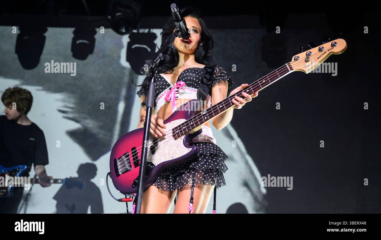 Glasgow, UK. 29th May, 2025. American singer/songwriter Nessa Barrett ...