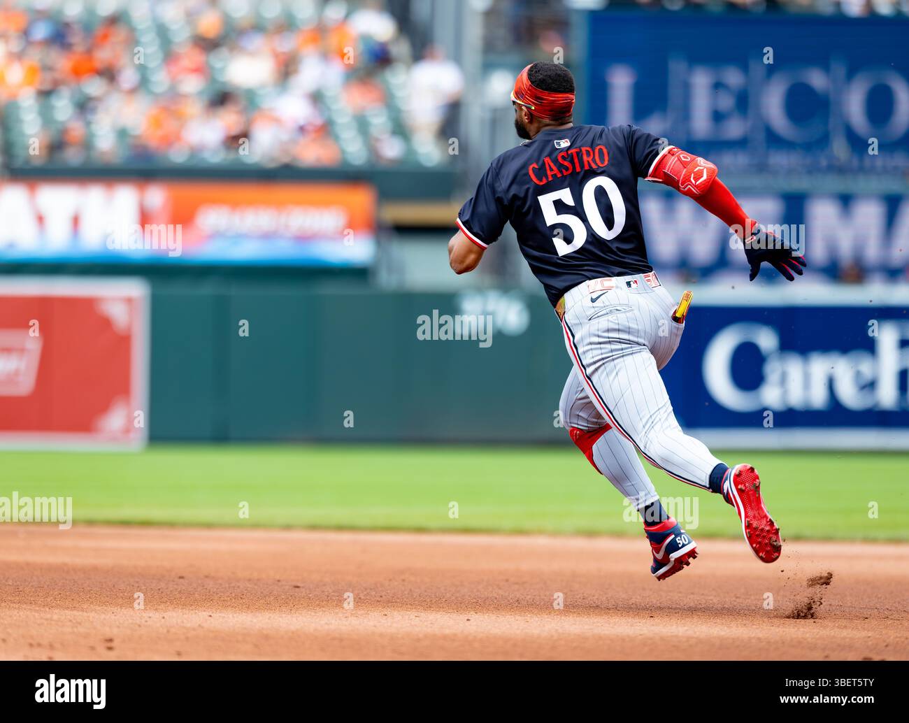 Minnesota Twins Willi Castro running towards second base against the ...