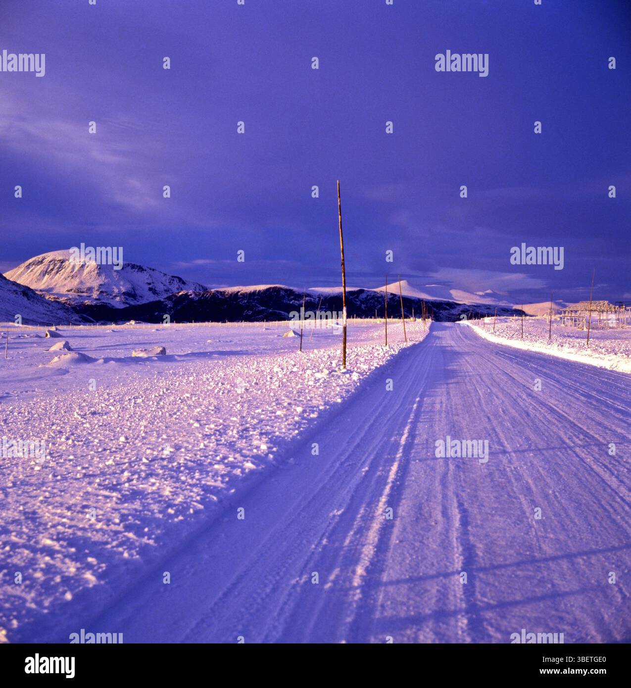 Beginning of winter JOTUNHEIMEN norway (hiems acris Stock Photo - Alamy