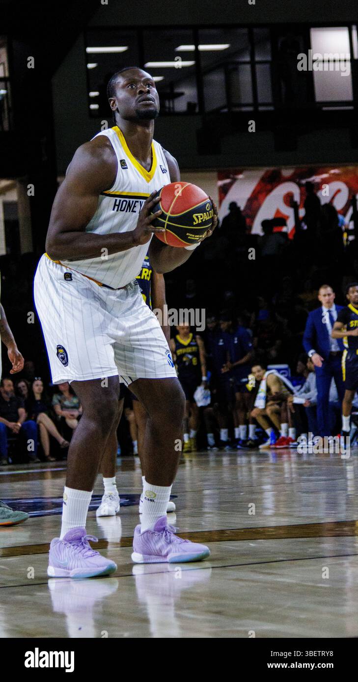 Edmonton, Canada. 28th May, 2025. Prince Oduro (8) shoots from the free ...