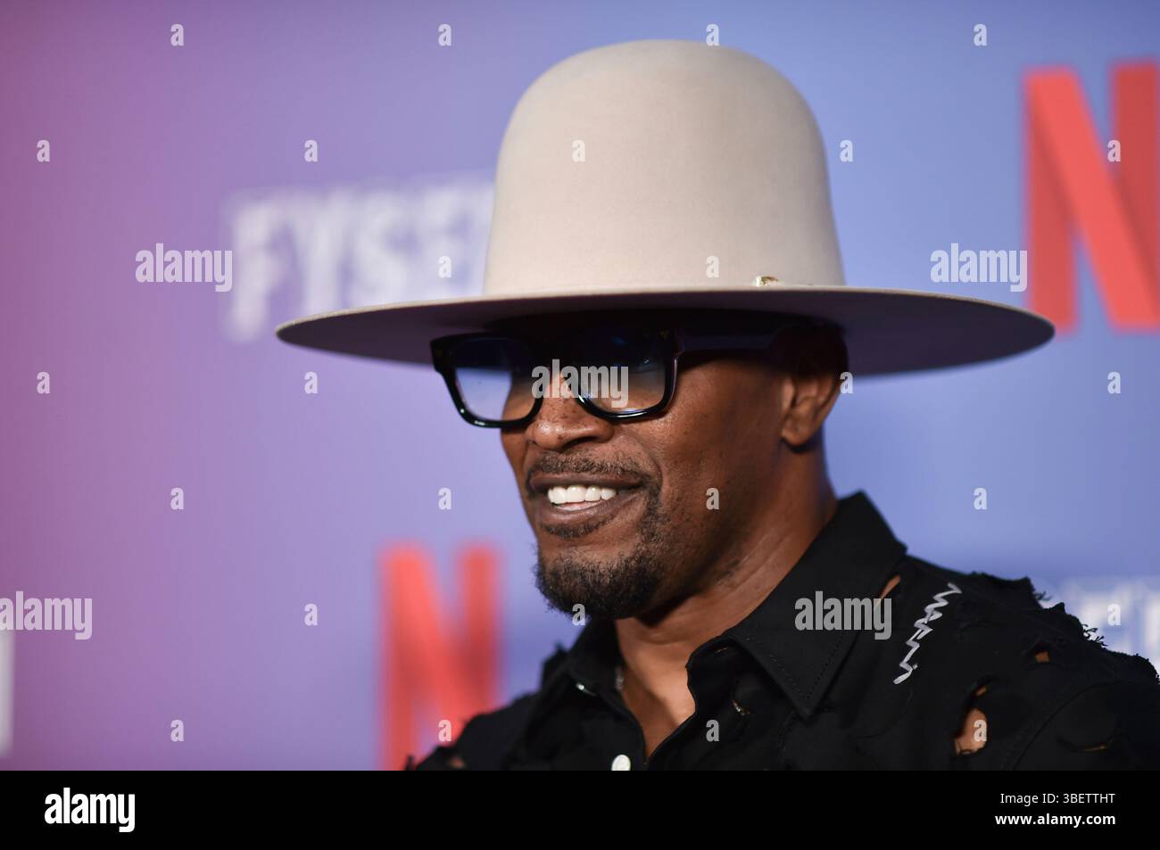 Jamie Foxx arrives at the FYSEE LA Comedy Night on Thursday, May 29 ...