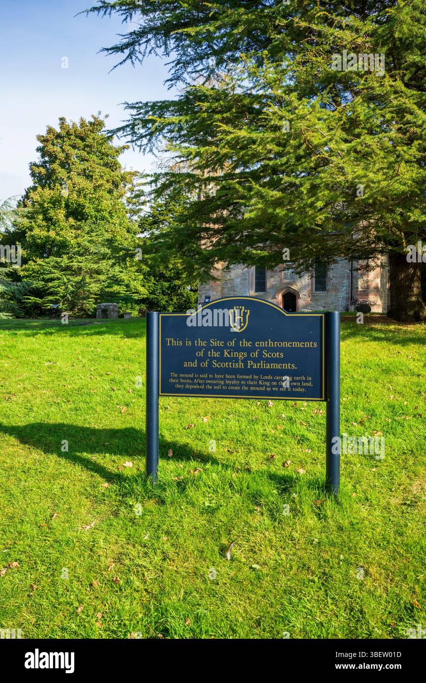 Chapel at Scone Palace with replica Stone of Scone—symbol of Scottish ...