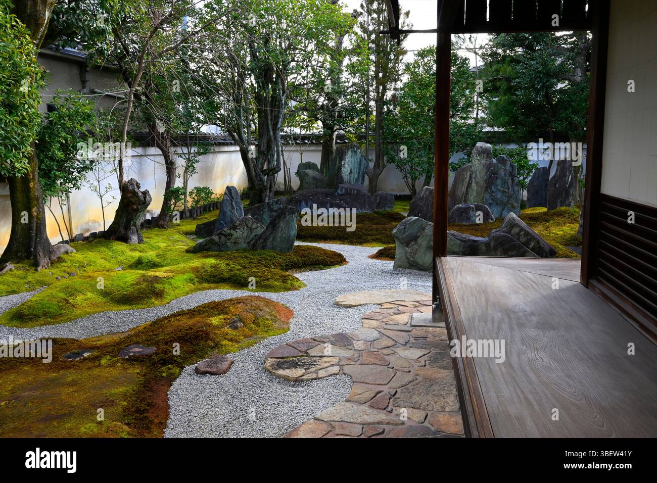 Mirei shigemori garden hi-res stock photography and images - Alamy