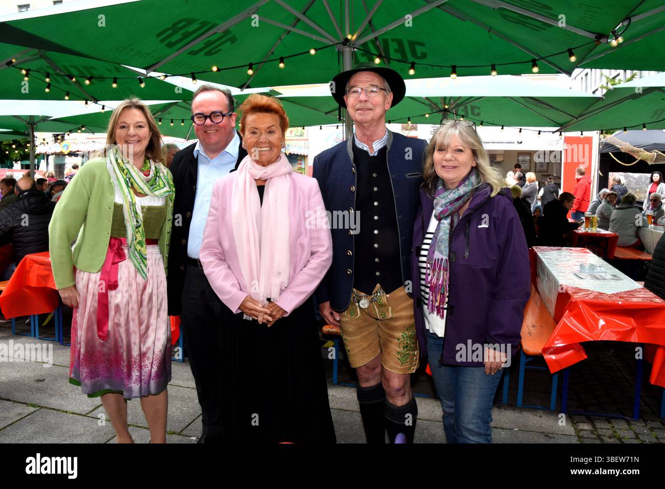 Anja Berger Stadtraetin Clemens Baumgaertner Wirtschaftsreferent a.D Dr ...