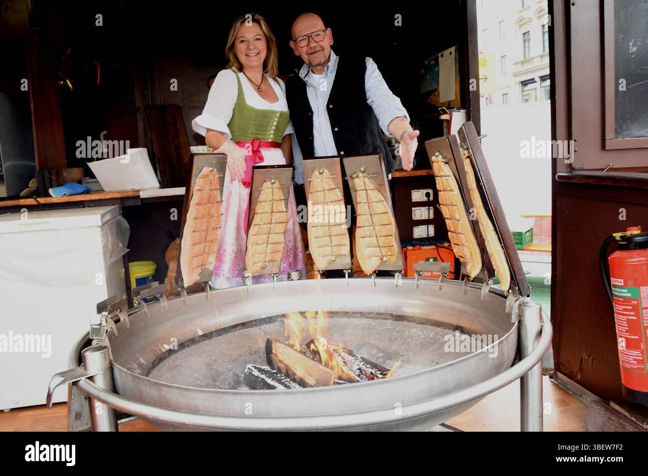 Anja Berger Stadtraetin Klaus Moritz Hamburger Fischmarkt Organisator ...