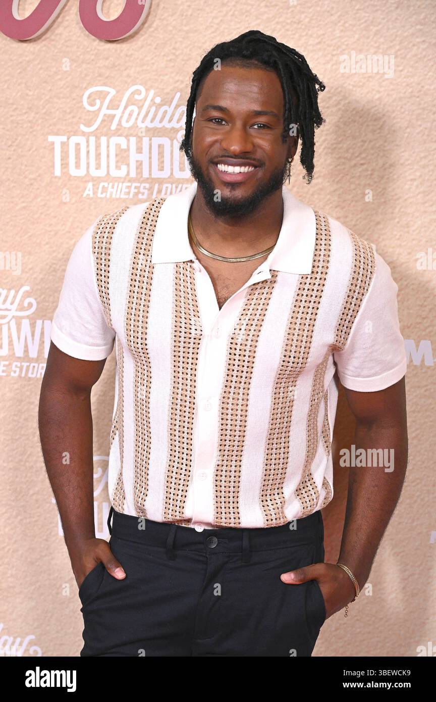 Elijah Malcomb bei der Präsentation des Hallmark-Weihnachtsfilms ...
