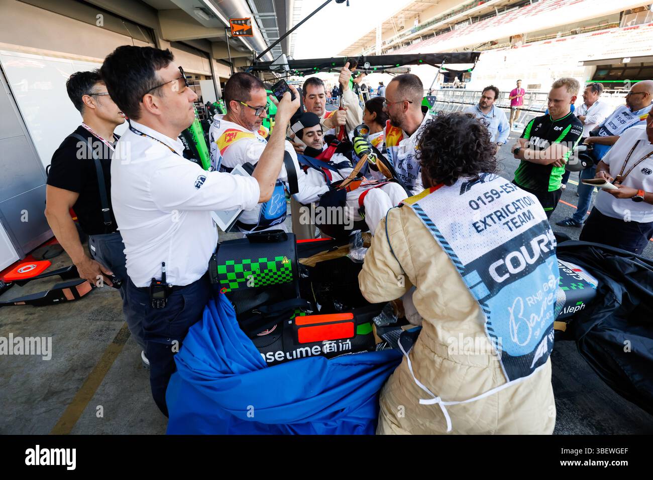 FIA extrication exercise illustration during the Formula 1 Aramco Gran ...