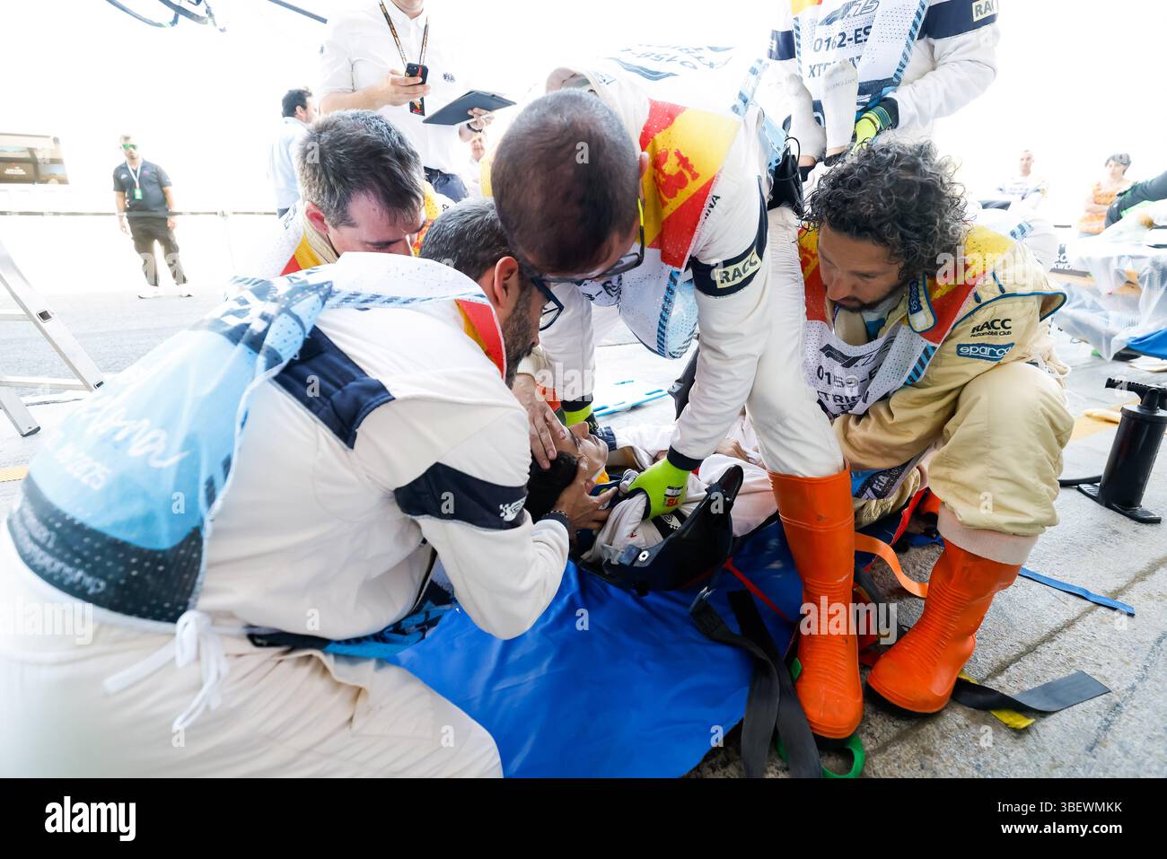 FIA extrication exercise illustration during the Formula 1 Aramco Gran ...