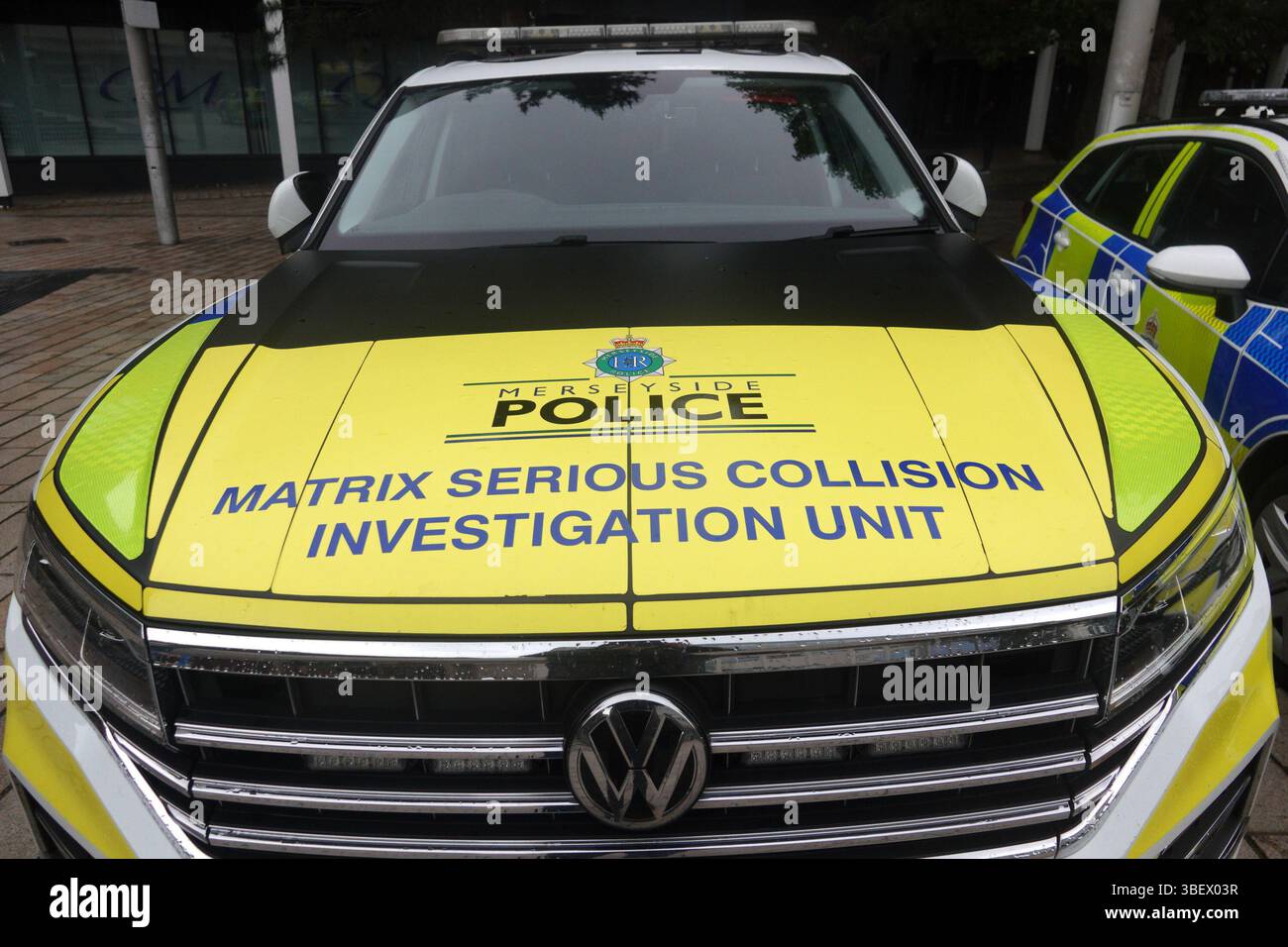Liverpool, UK. 30th May, 2025. Merseyside Police serious collison car ...