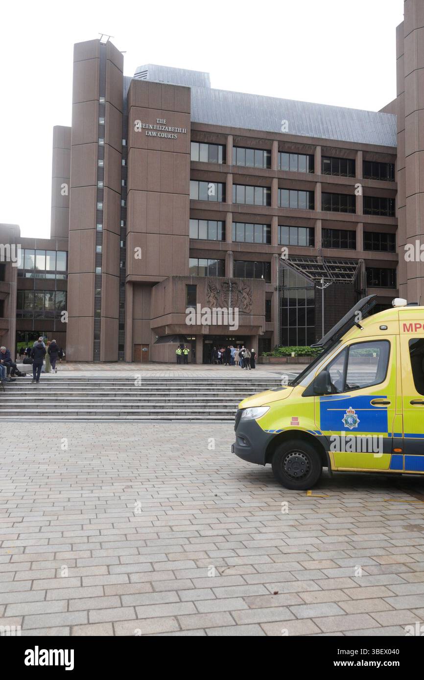 Paul doyle liverpool hi-res stock photography and images - Alamy