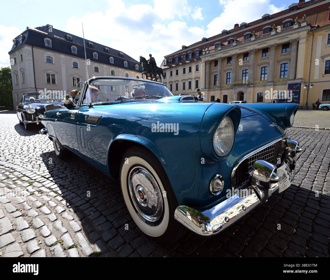Weimar, Germany. 30th May, 2025. Ingo Harbodt and Roswitha Weitz start ...