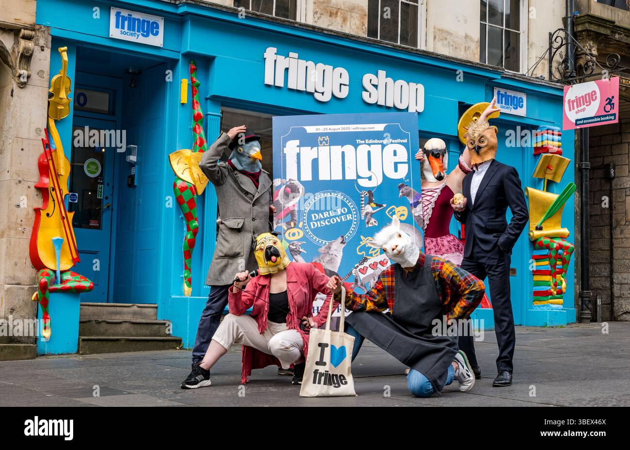 Royal Mile, Edinburgh, Scotland, UK, 30 May 2025, Edinburgh Festival ...