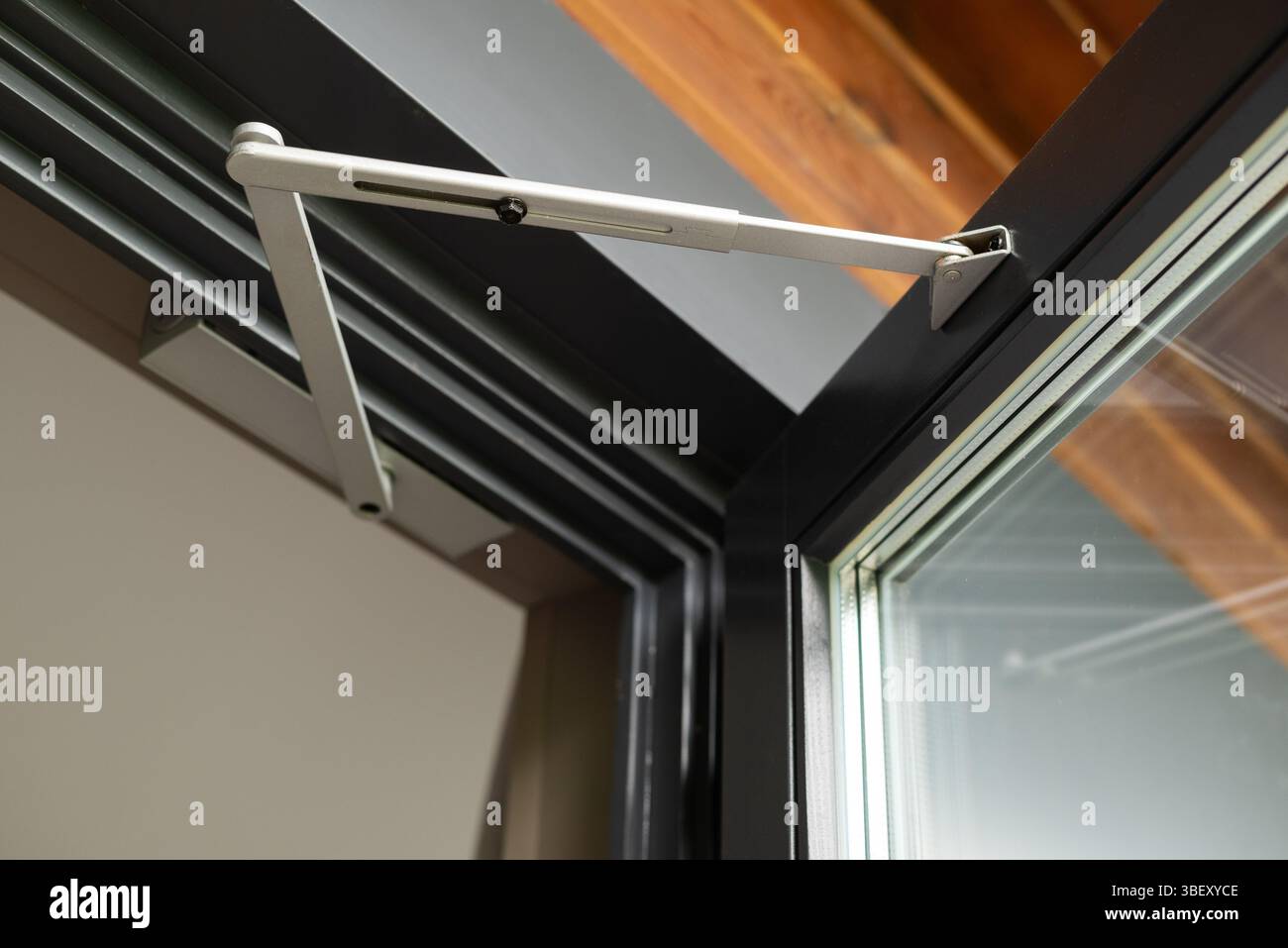 Industrial metal hinge mechanism hi-res stock photography and images ...