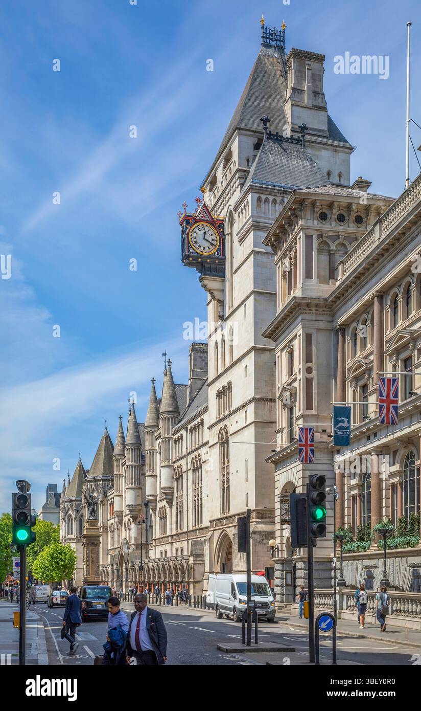 Londons royal courts of justice hi-res stock photography and images - Alamy