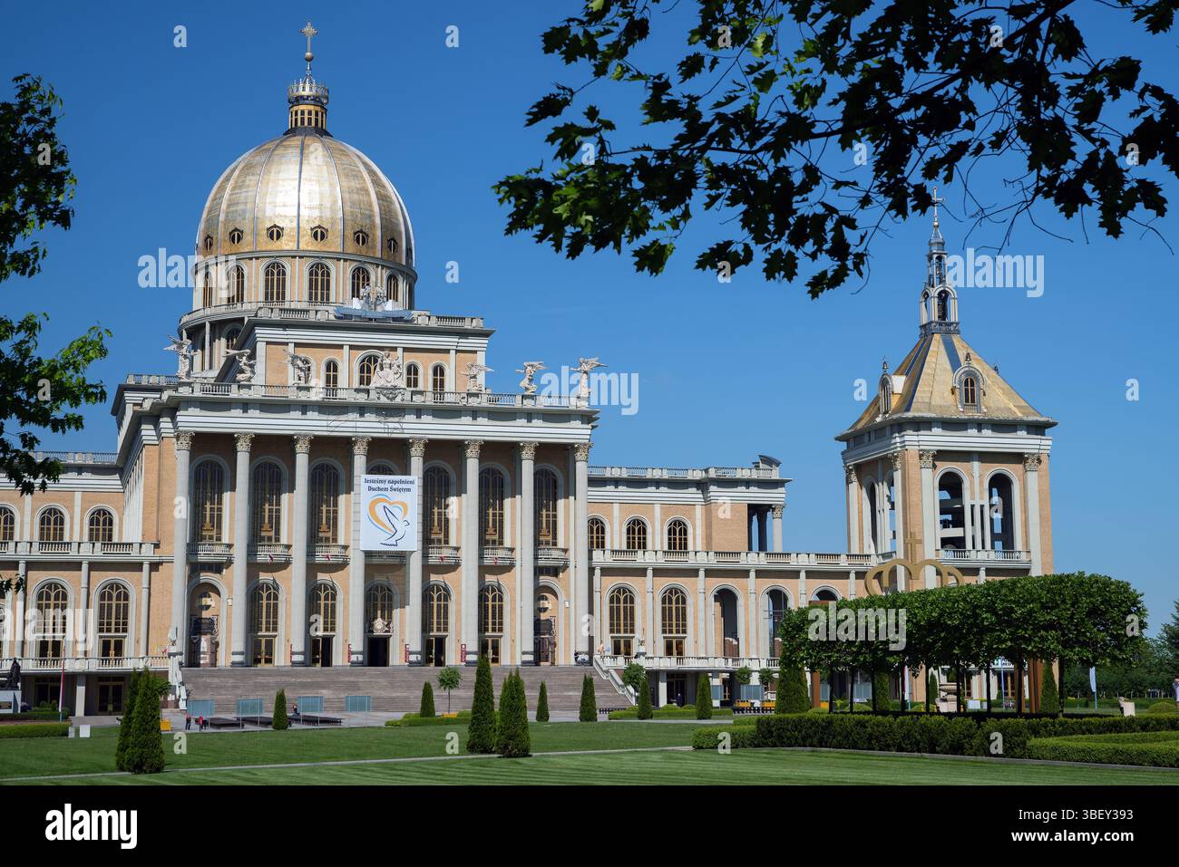 Licheń, Greater Poland; Basilica of the Blessed Virgin Mary. Basilika ...