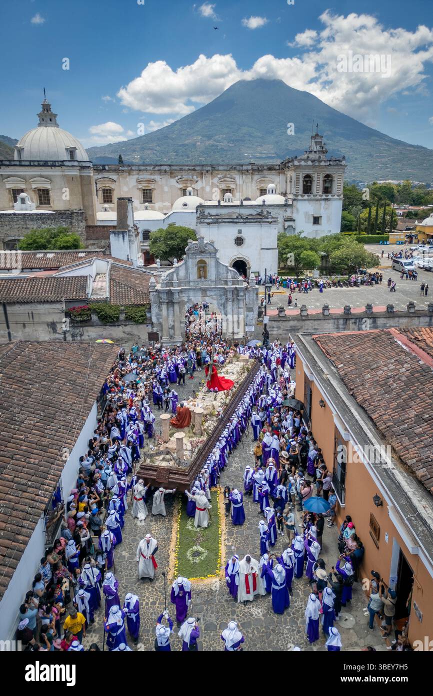 Holy Week celebrations in Antigua, Guatemala Stock Photo - Alamy