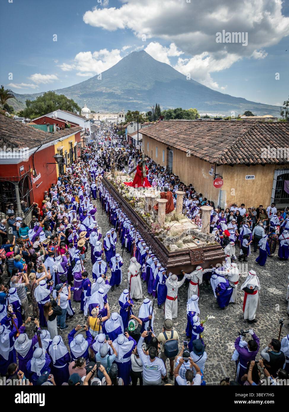Holy Week celebrations in Antigua, Guatemala Stock Photo - Alamy
