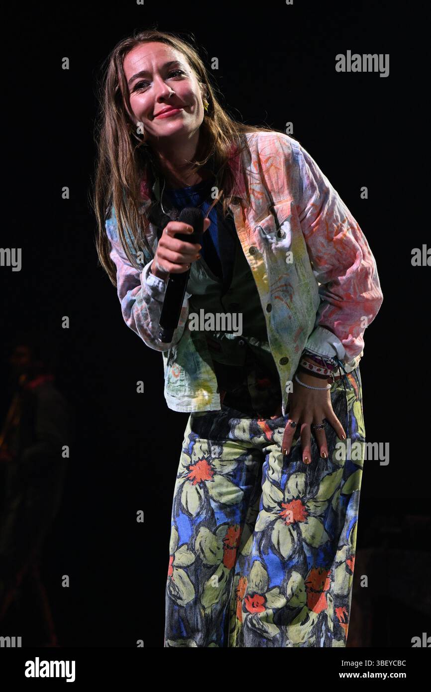 Hollywood FL, USA. 29th May, 2025. Lauren Daigle performs during her ...