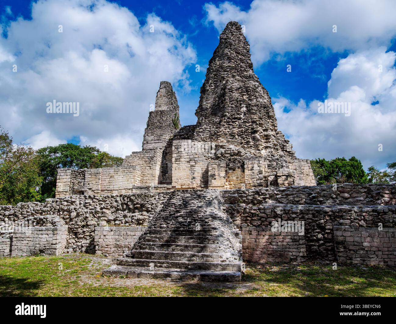 Structure I, Xpuhil Archaeological Site, Xpujil, Campeche State, Mexico Stock Photo - Alamy