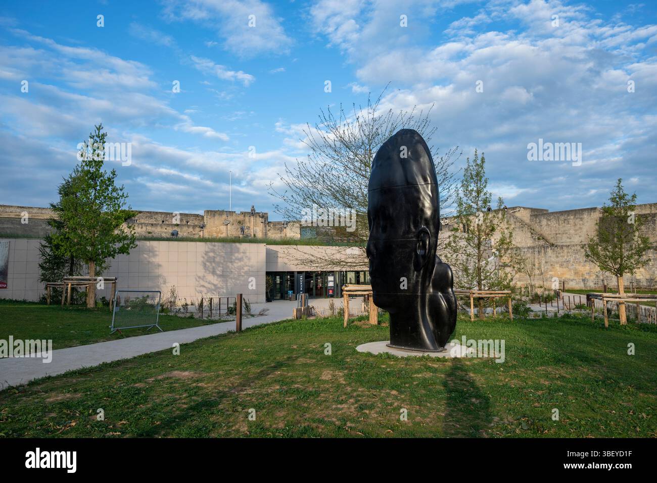 Museum of Fine Arts and Jaume Plensa public sculpture 'Lou', Château de ...